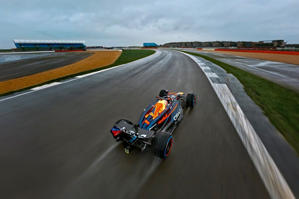 WATCH: World’s fastest drone chases Max - could it revolutionise the ...