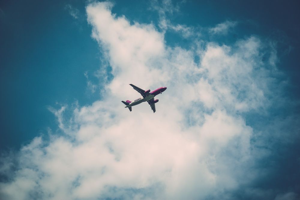 What major airlines offer their First Class passengers