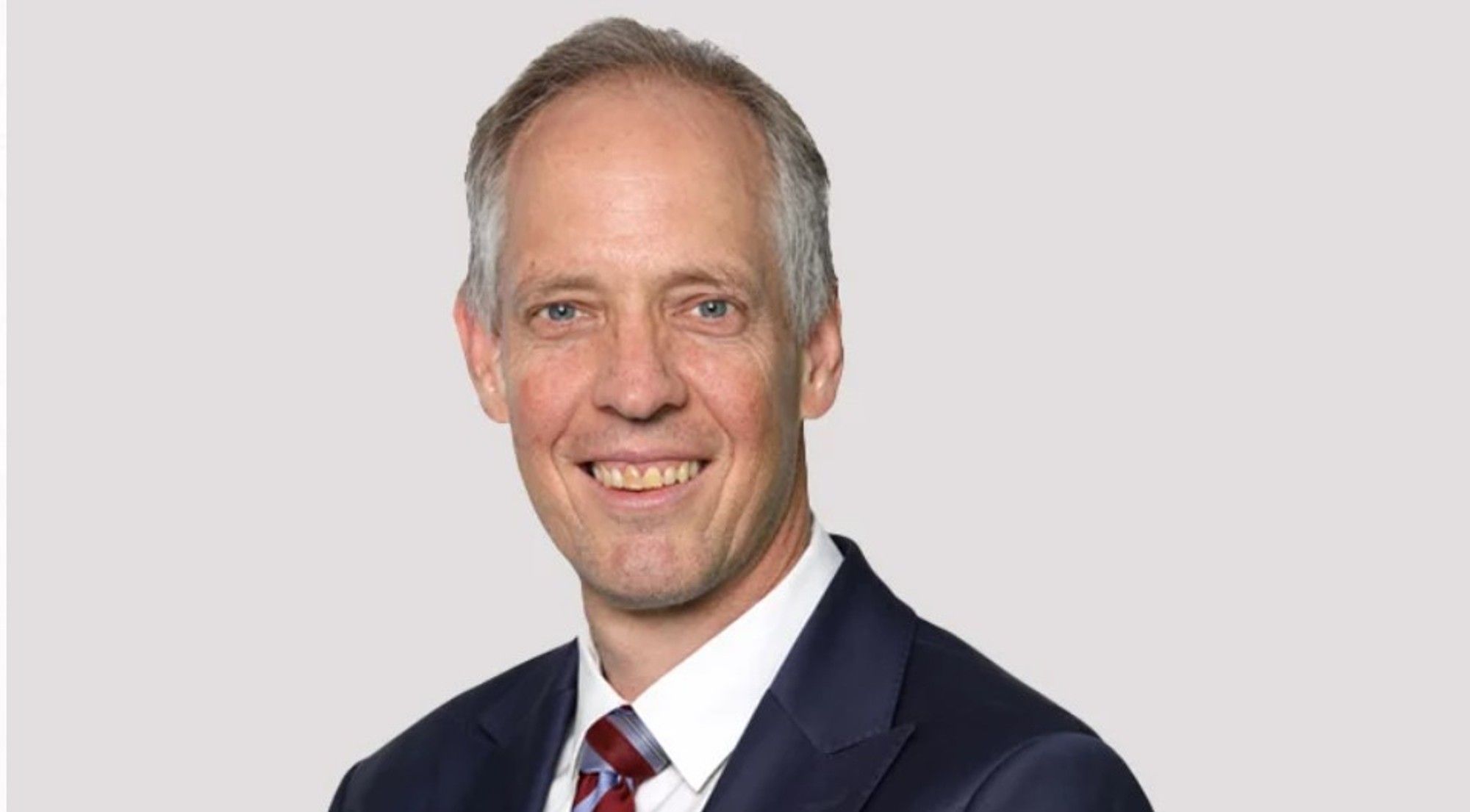 Iain Williamson to retire as CEO of Old Mutual after 32 years of service