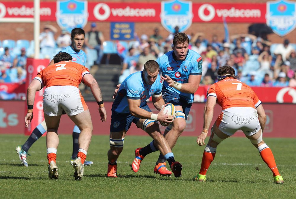 Hanekom stakes Springbok claim as No 8 race heats up