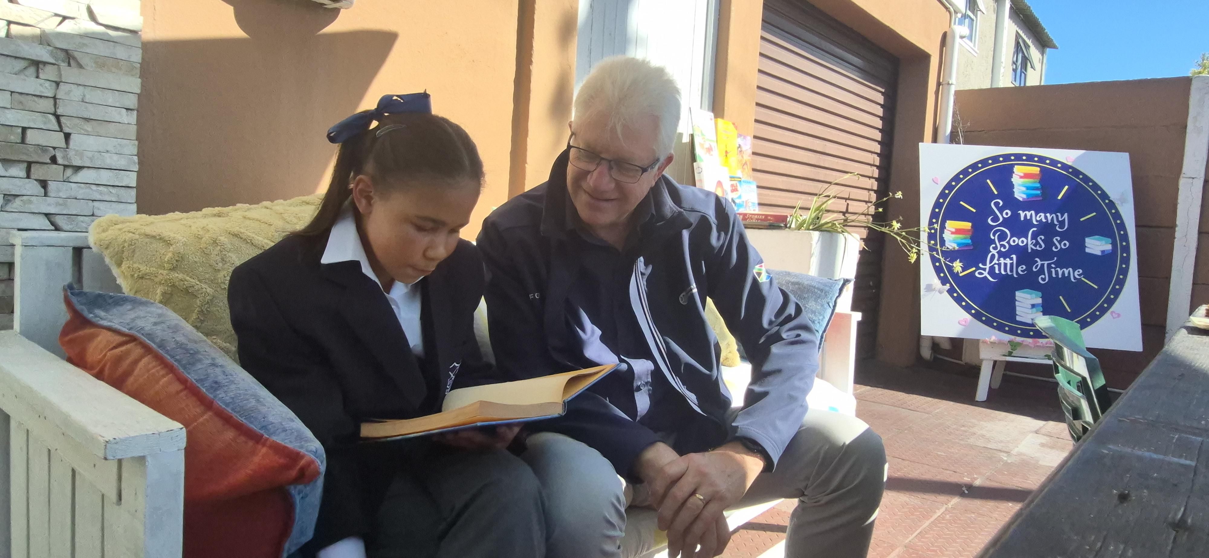 10-Year-Old Cassidy Hendricks wows Premier Winde with reading skills