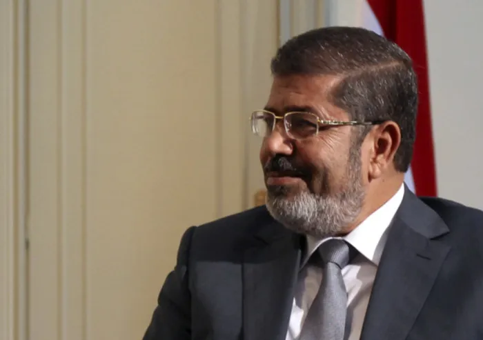 Morsi orders Tantawi to leave