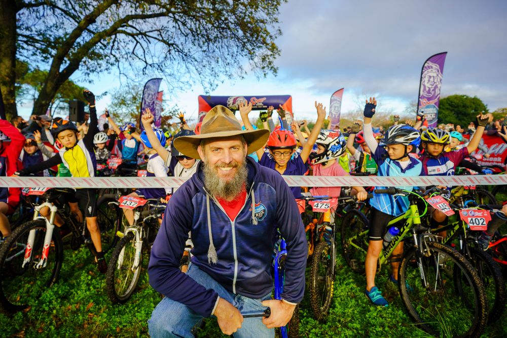 Community pays tribute to mountain biking pioneer Meurant Botha