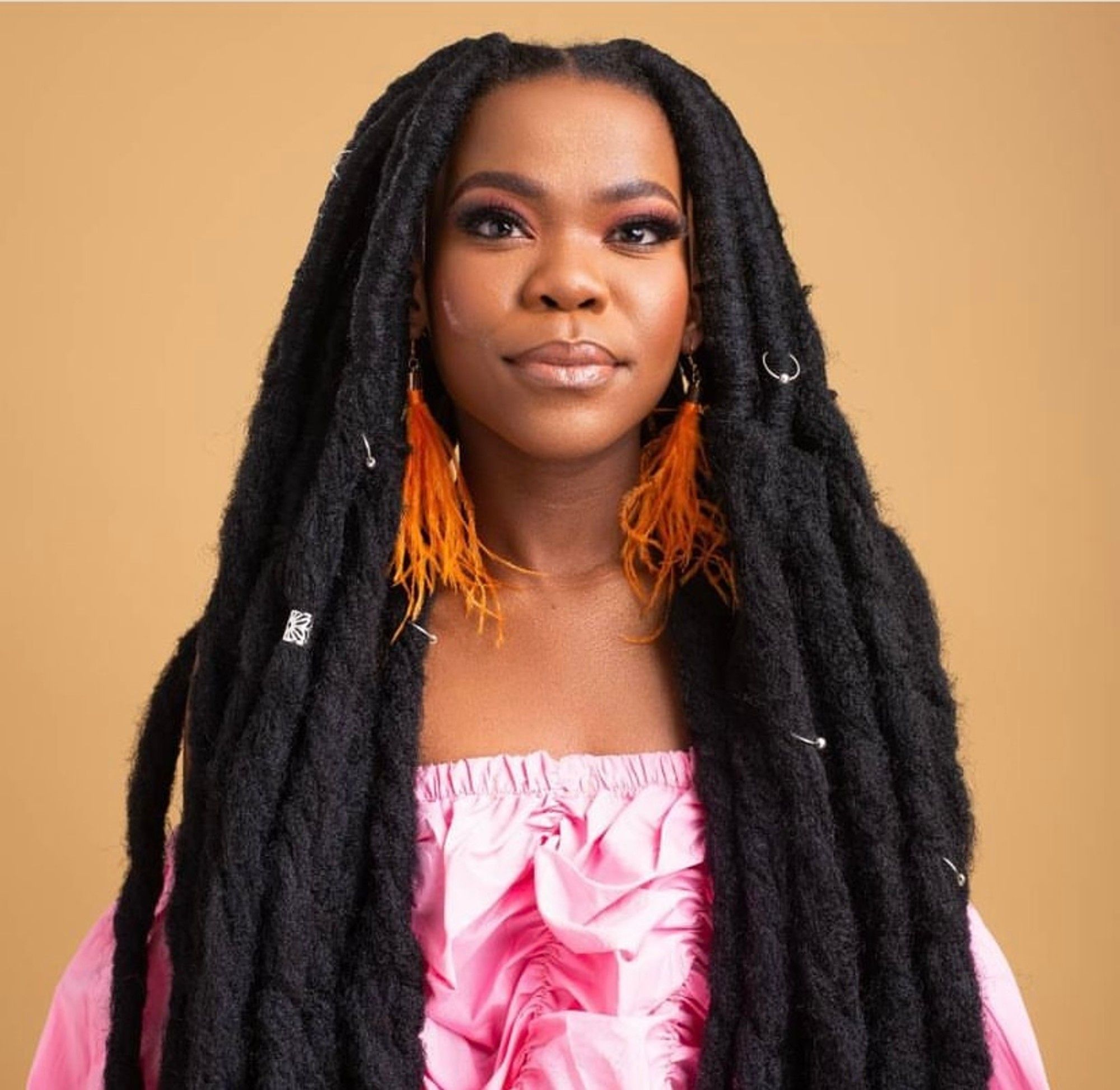 Fans praise Nomfundo Moh for her new single ‘Umusa’