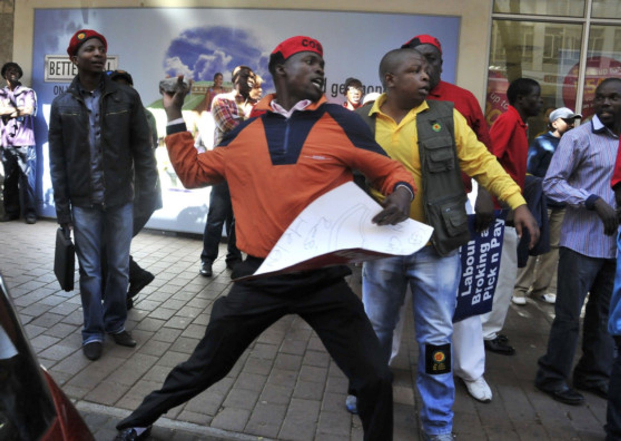 Violence necessary, say Cosatu members