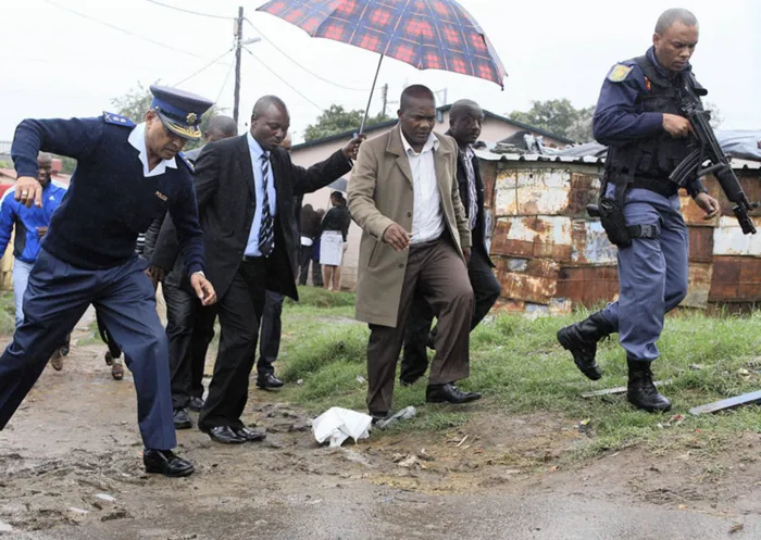 Police to purge political hotspot