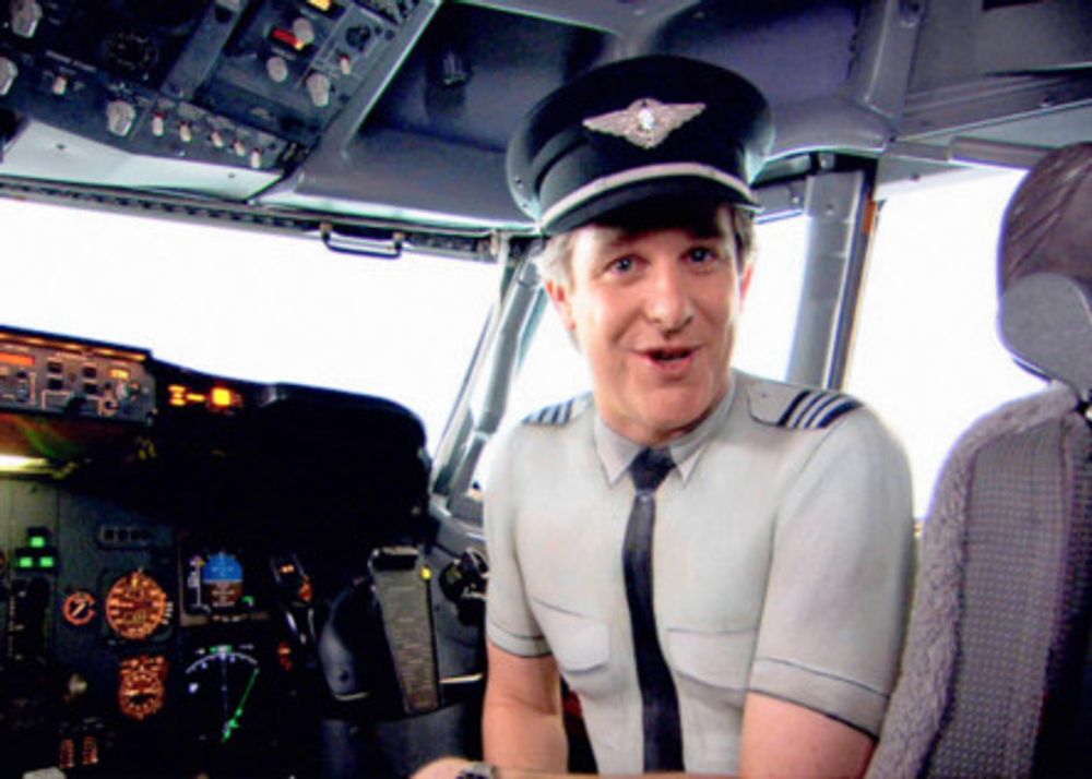 Four in 10 pilots 'nod off mid-flight'
