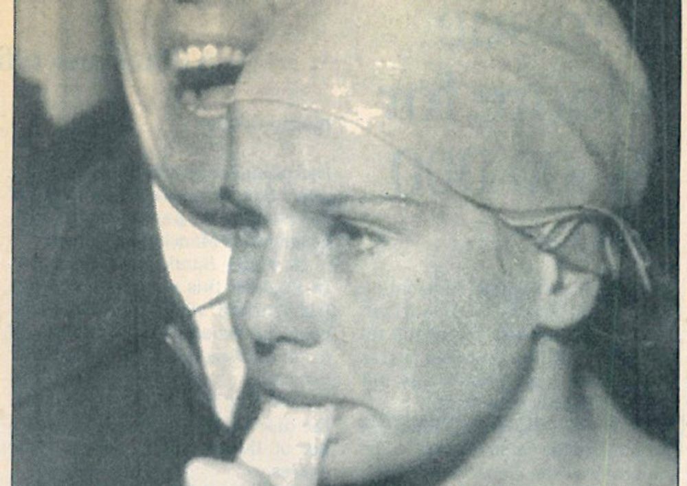 Swimming star dies of cancer: report