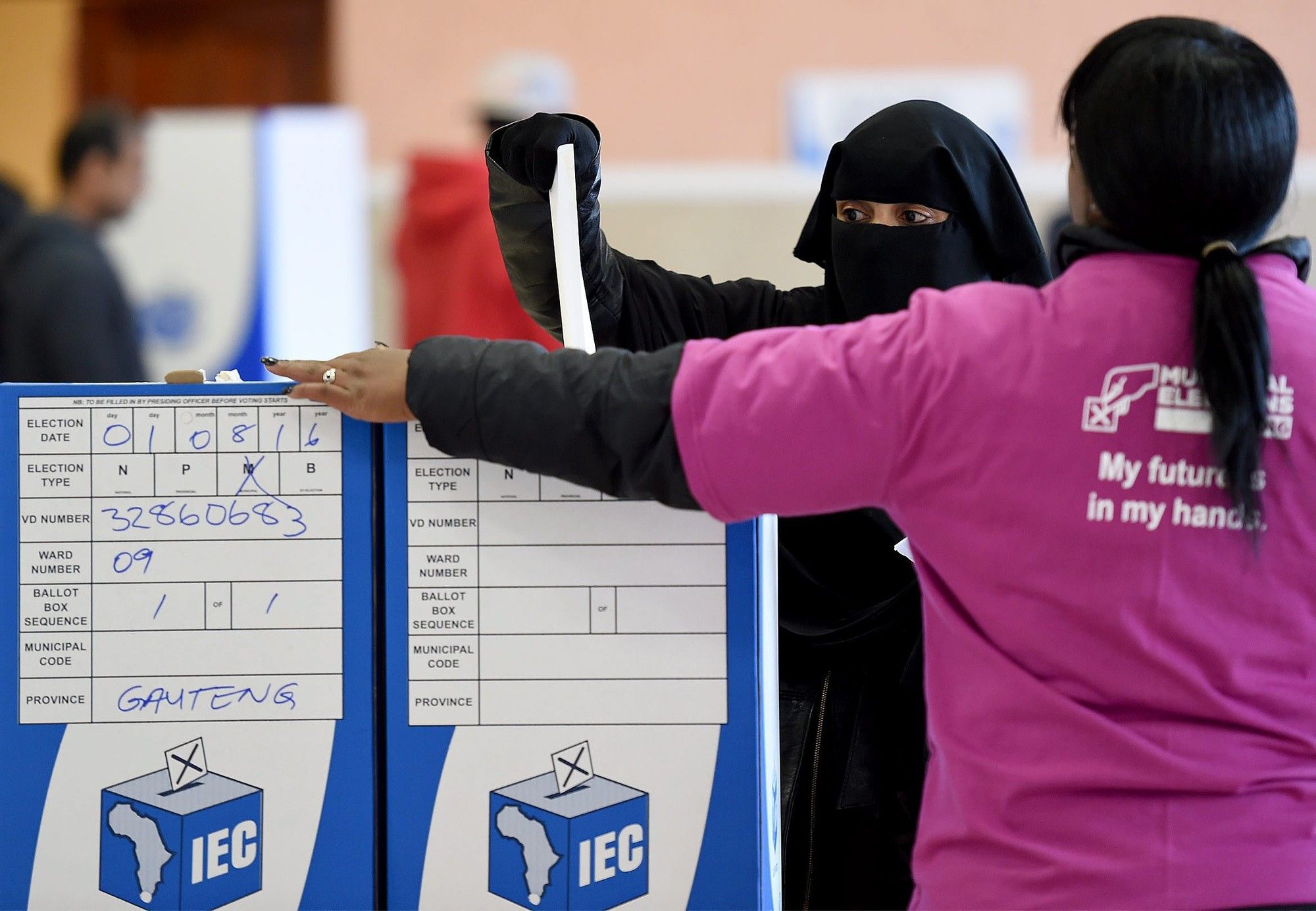 Expert tips for surviving Election Day queues