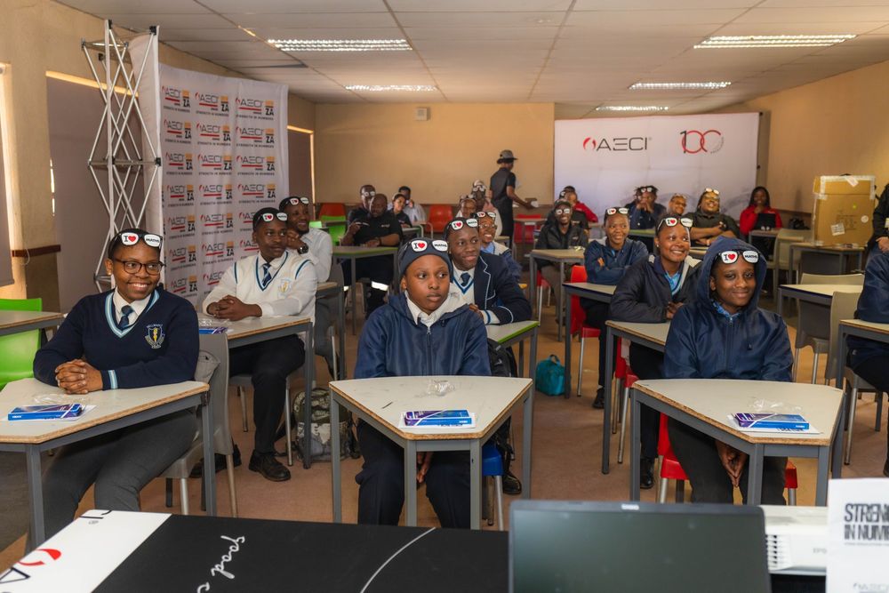 Strengthening STEM education in SA schools through essential tools and ...