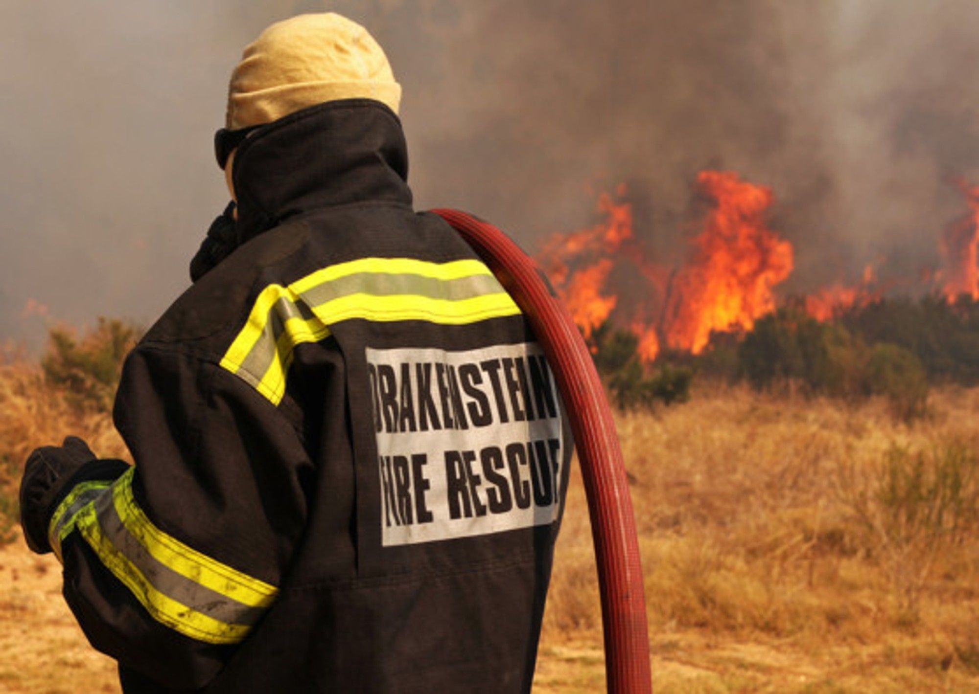 More fire fighters to help W Cape