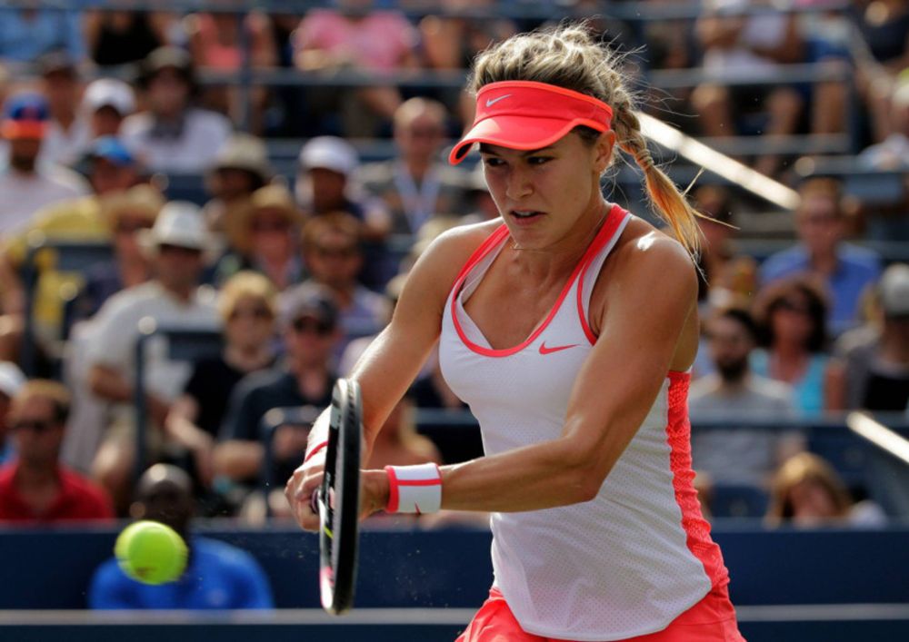 Bouchard sues USTA after slip