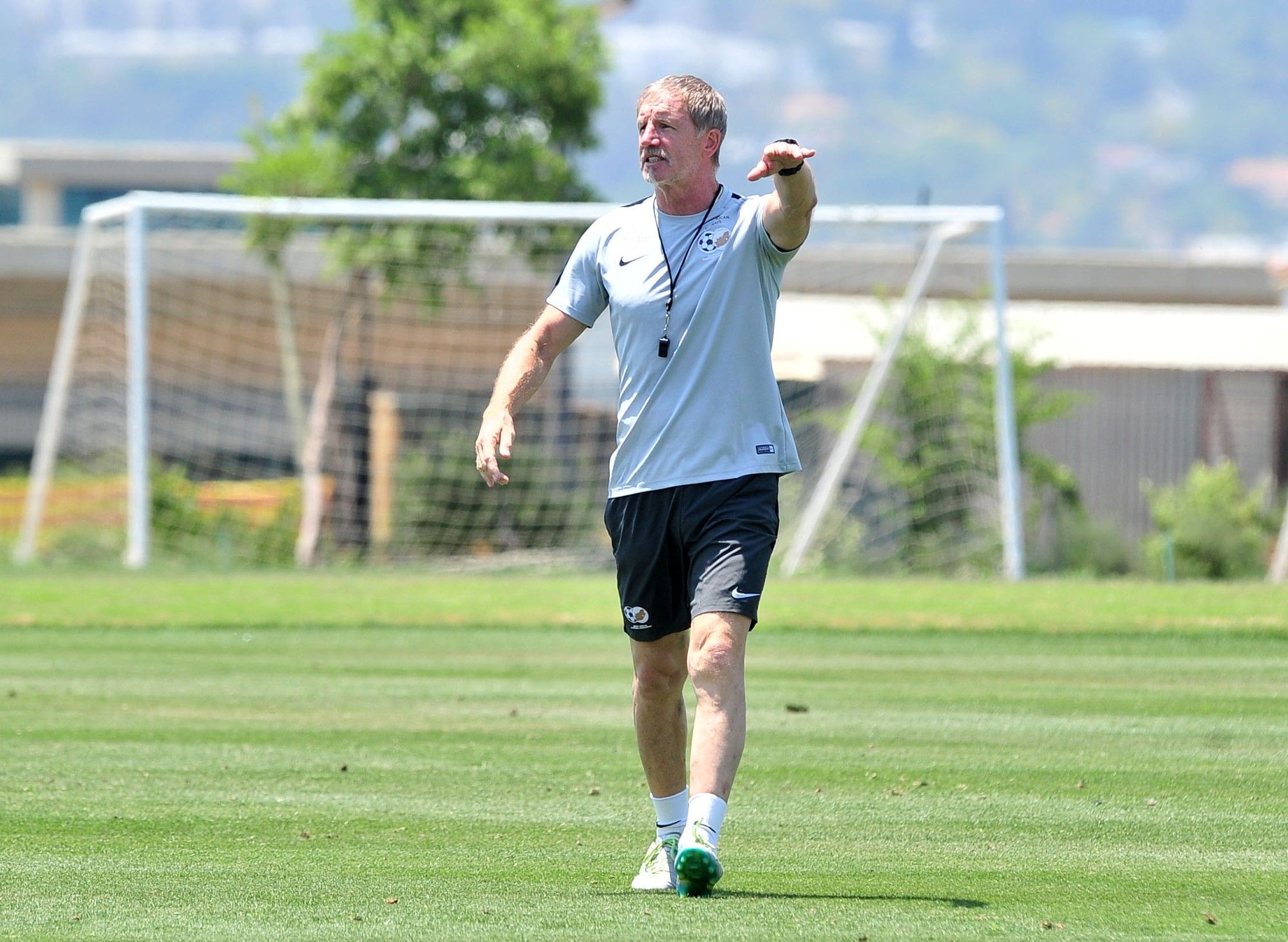 Stuart Baxter keen to hold Middle East camp for Bafana ahead of Afcon