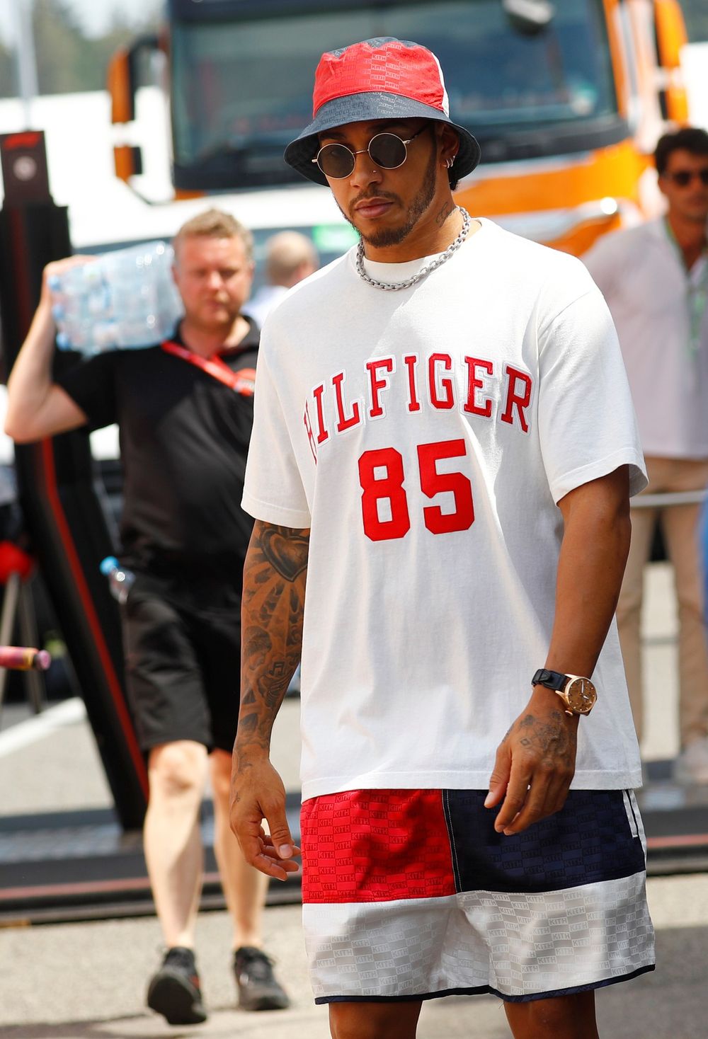 Hamilton hoping for rain to beat the Hockenheim heatwave