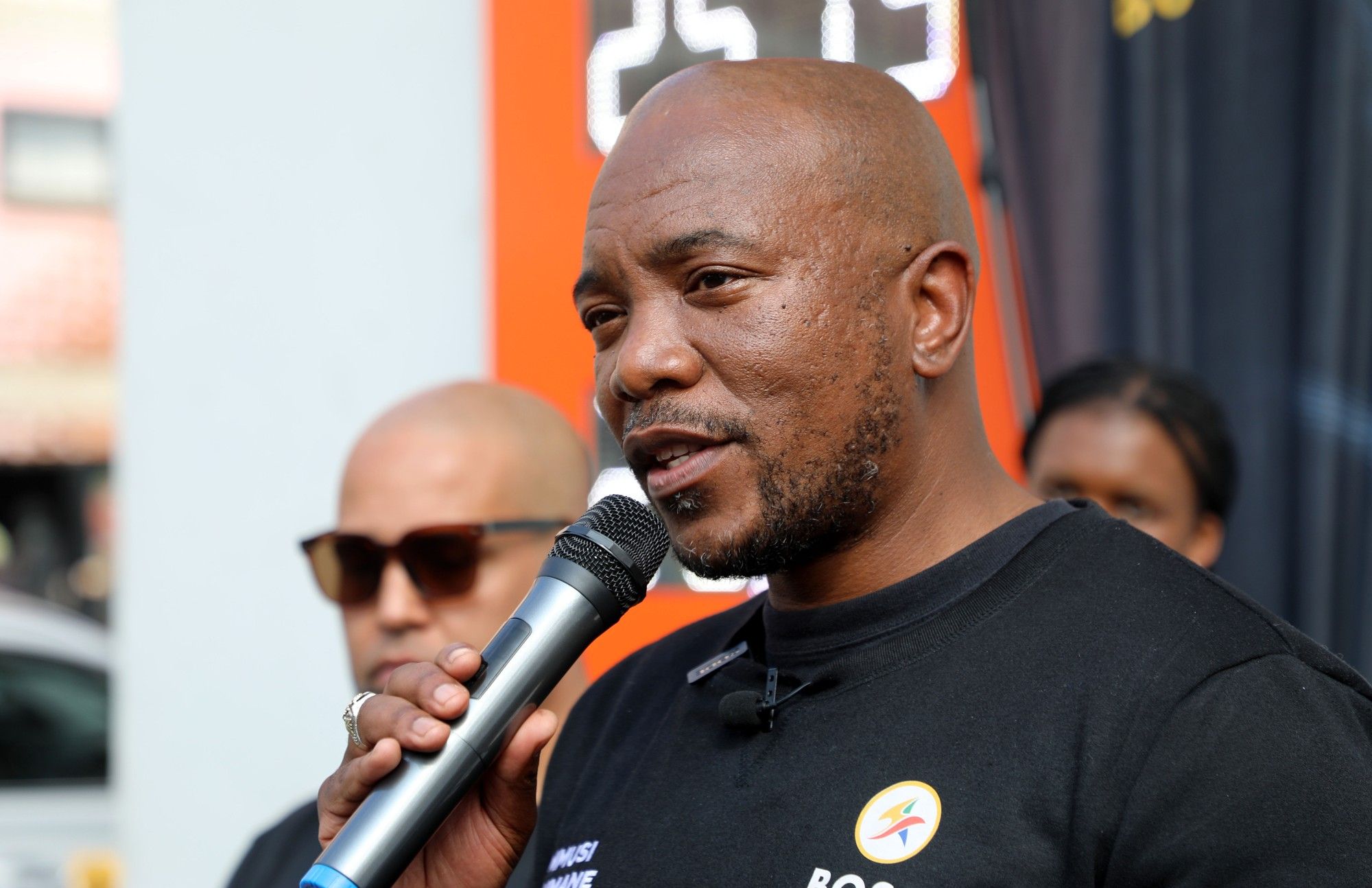 President Ramaphosa and ministers should cancel their medical aids ...