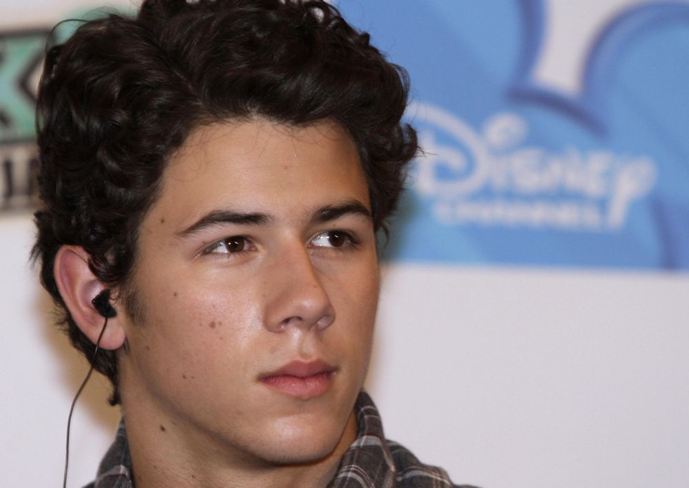 Jonas Bro, girlfriend break up