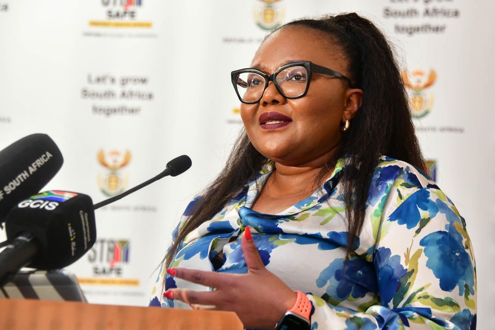 Minister Gwarube hails start of Mother Tongue-based Bilingual Education ...
