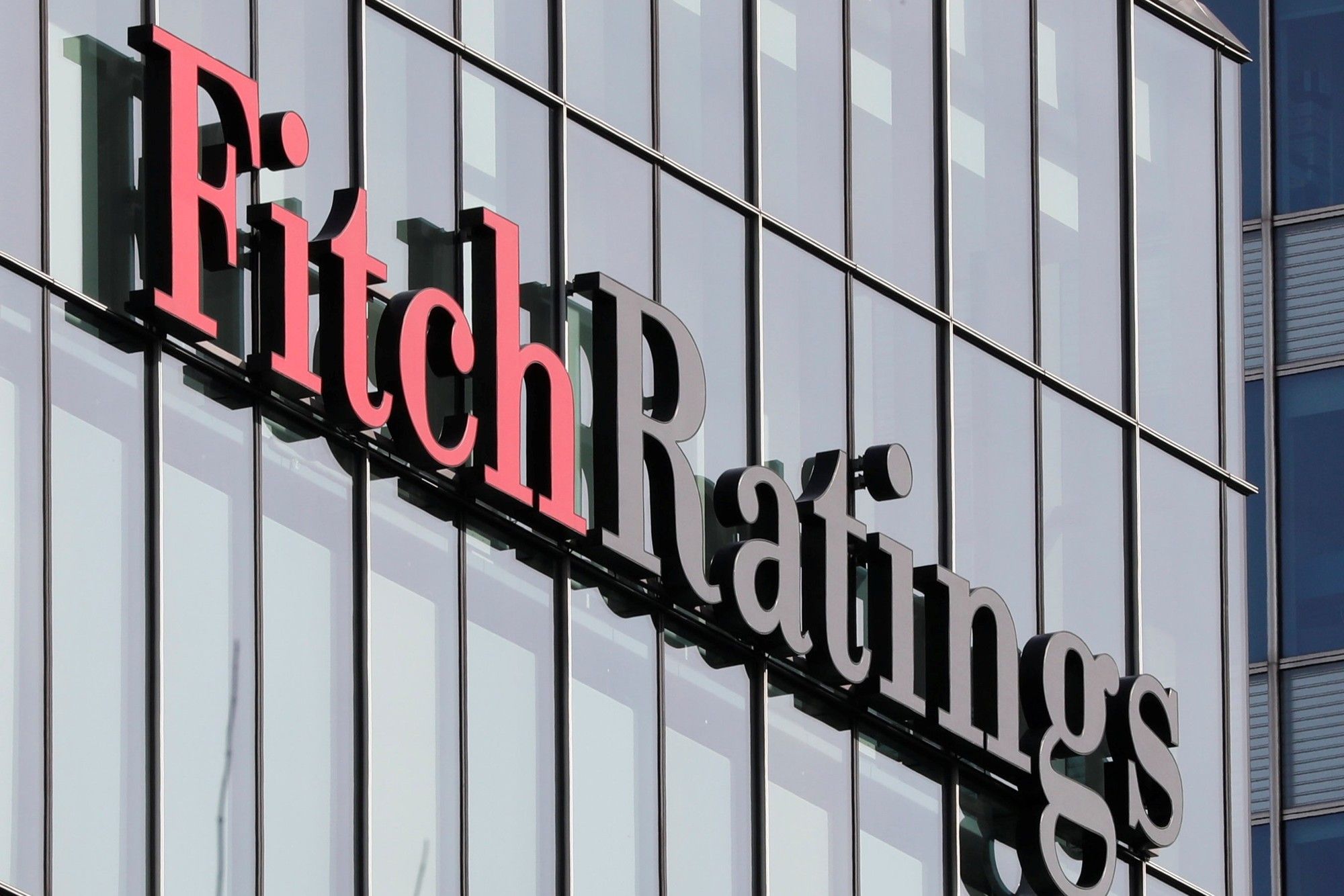 Fitch warns on SA economic growth restraints