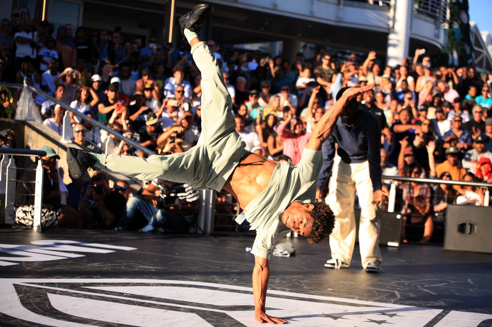 Breakdancers battle for Undisputed crown