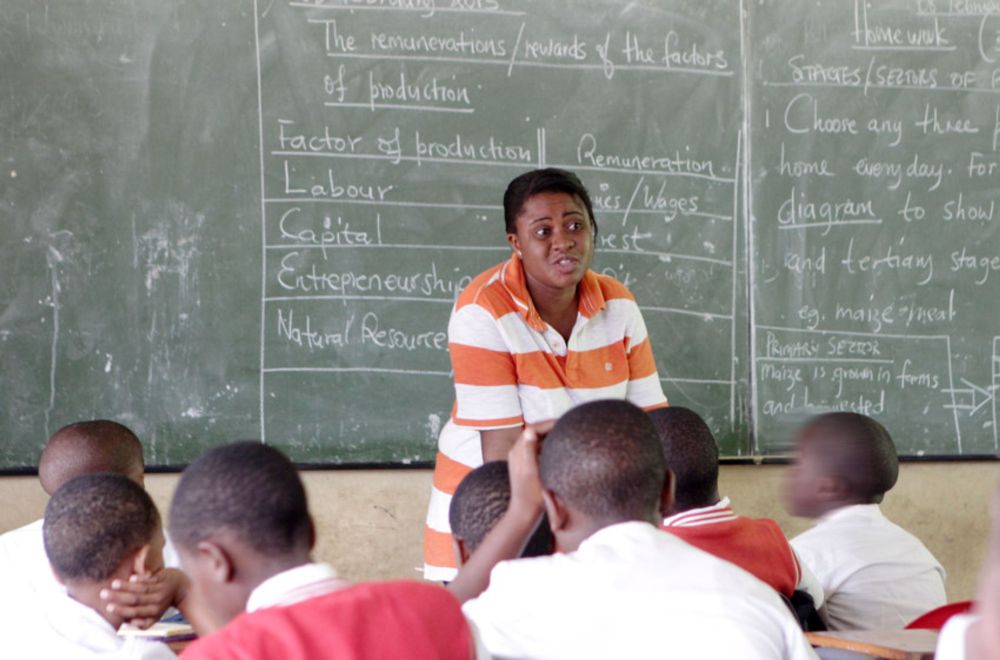 Department of Basic Education extends contracts for teacher assistants ...