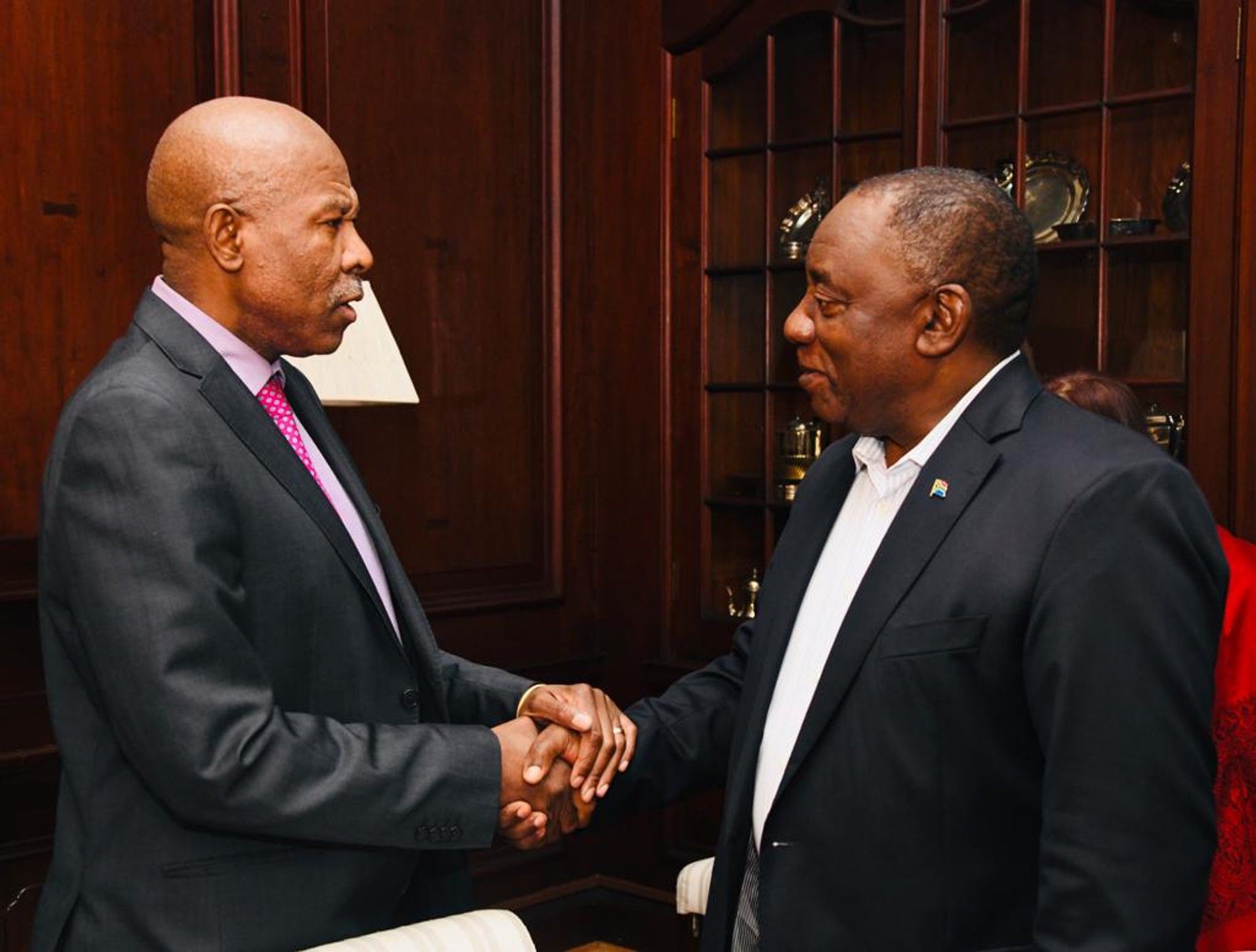 Mixed reaction by political parties after SARB findings clear Ramaphosa ...