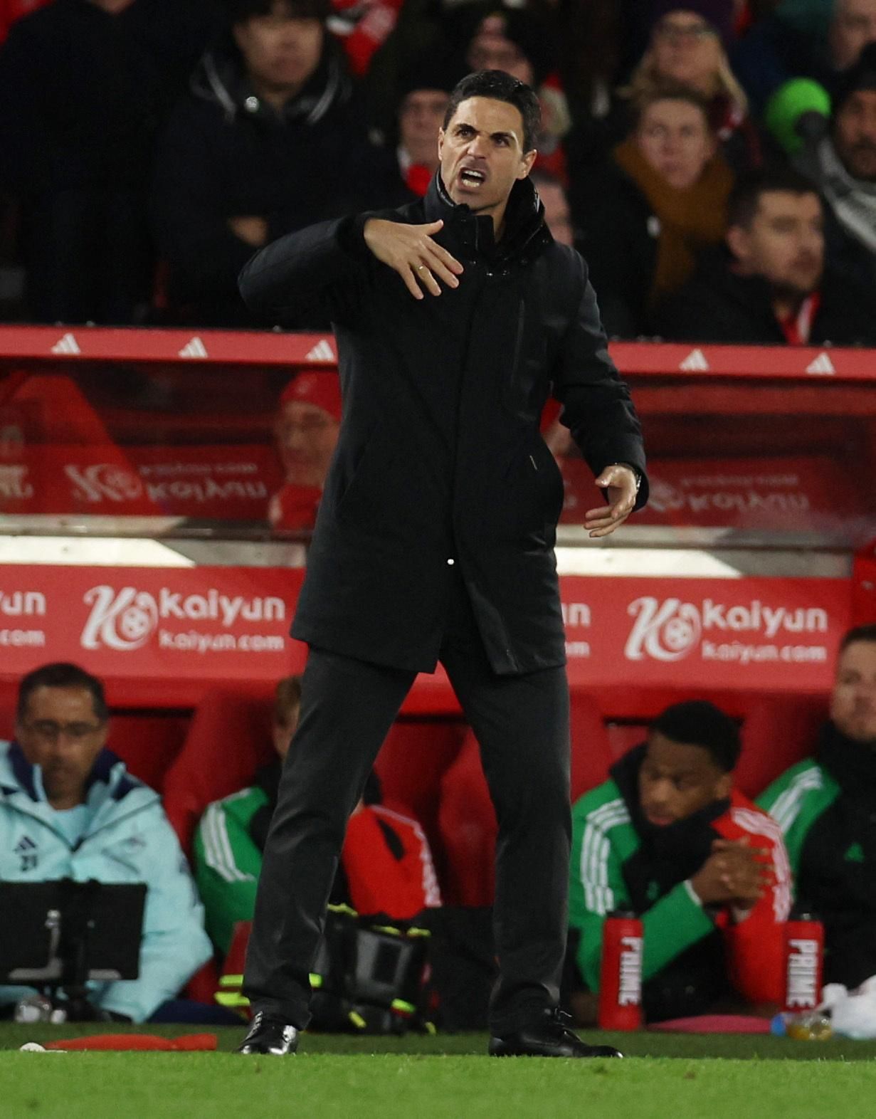 Arsenal Dominates PSV Eindhoven with a 7-1 Champions League Win