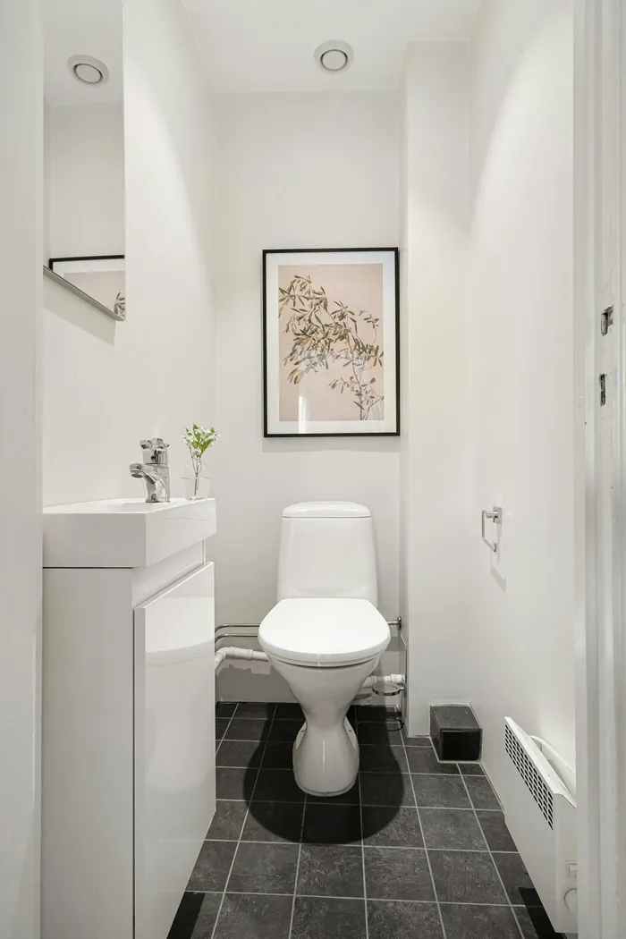 Transforming your small bathroom: Rental-friendly tips to maximise space