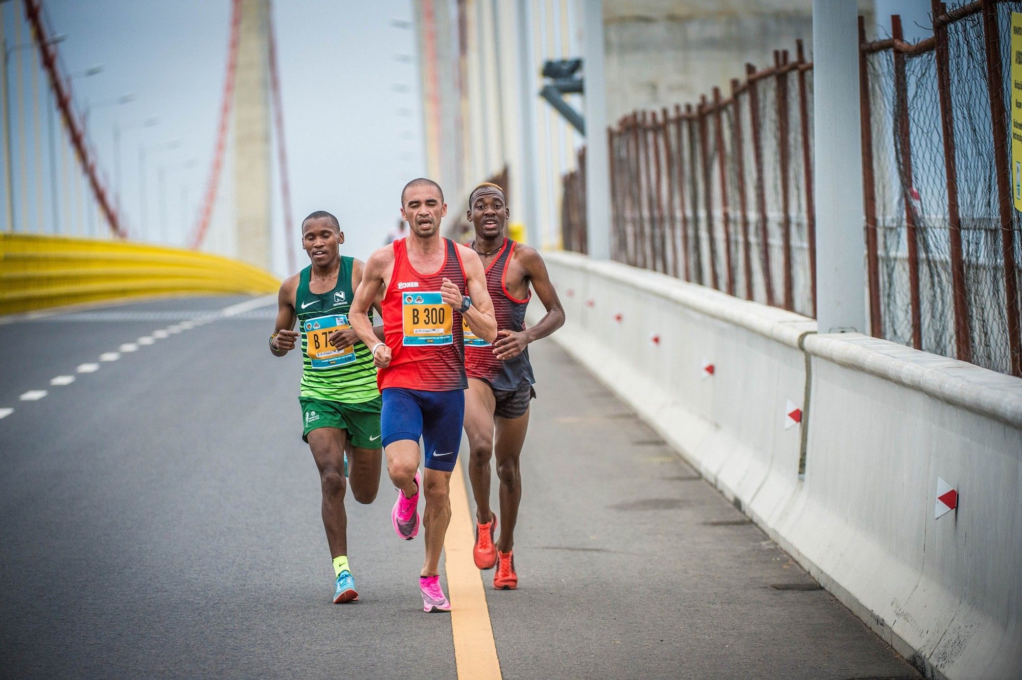Elroy Gelant wins Durban International Marathon to become SA champion again