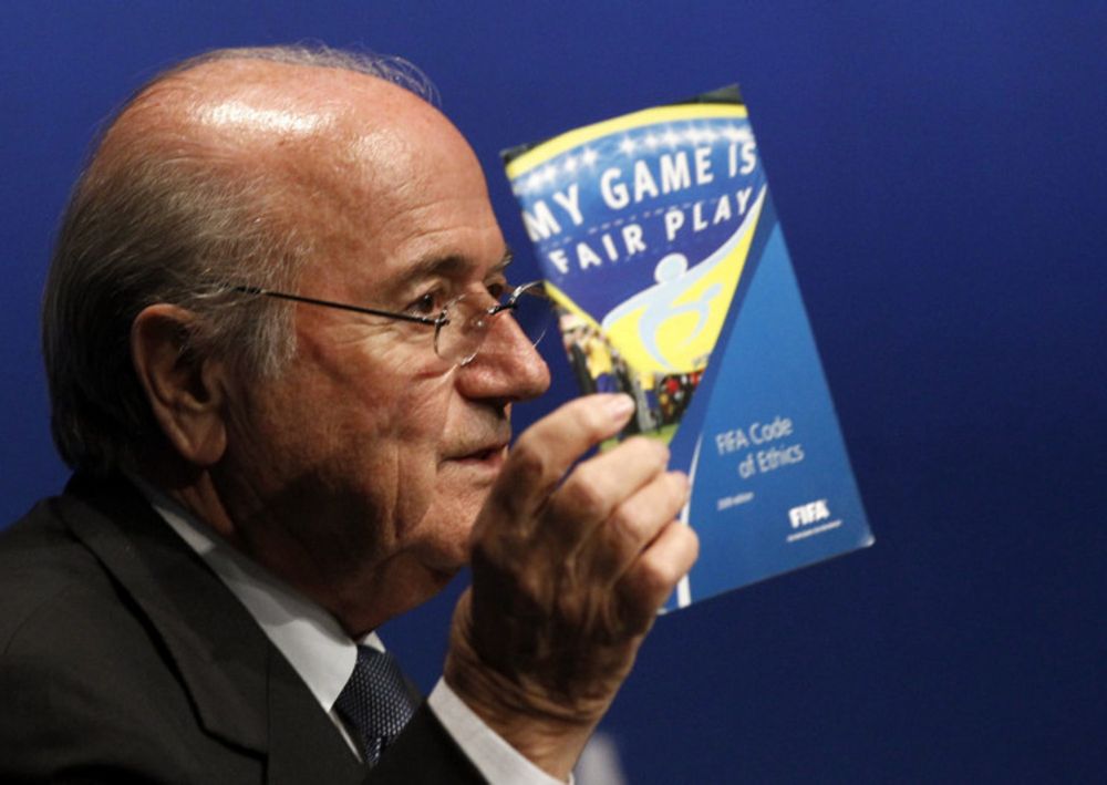 Fifa will solve own problems - Blatter