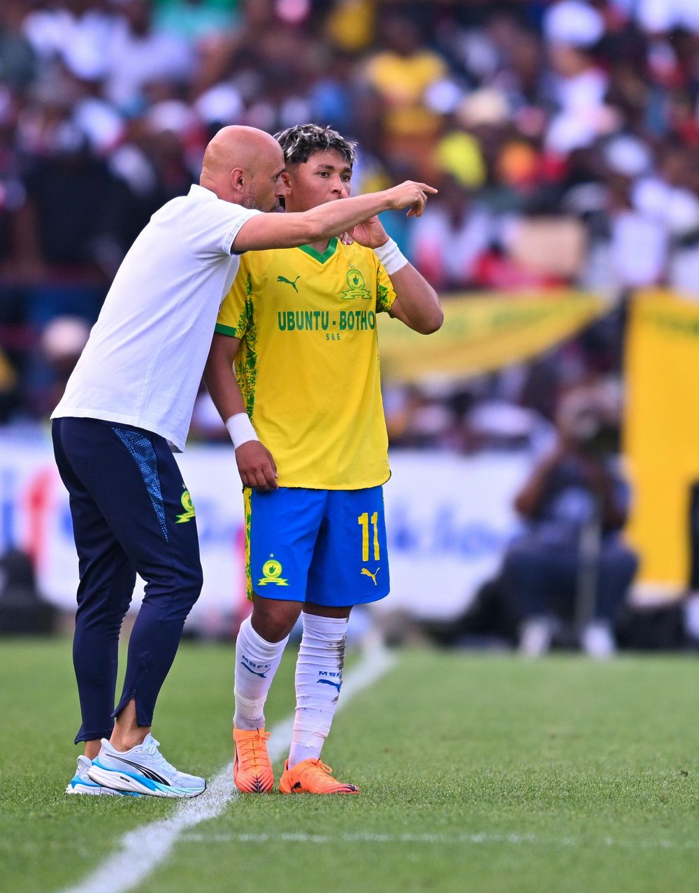 Sundowns coach Cardoso hits back at ‘defensive coach’ claims after ...