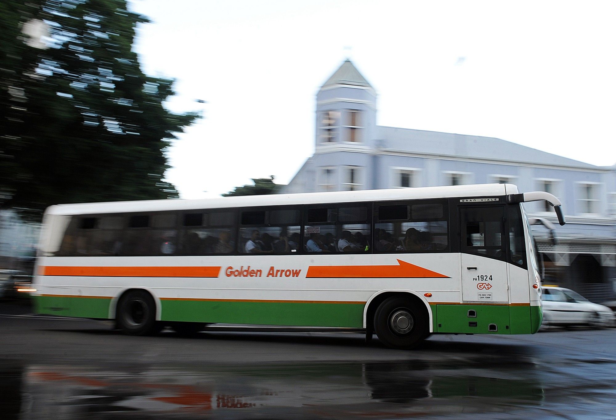 Outrage over Golden Arrow bus' R1. 1 bn subsidy while taxis 'treated ...