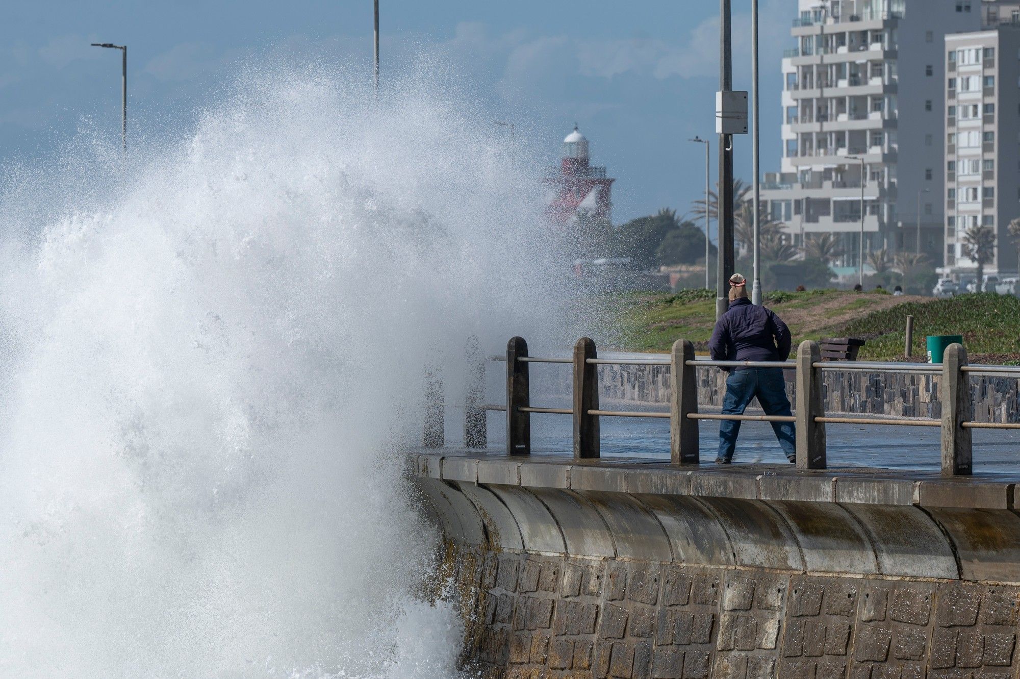 Safety tips for coastal communities during the new moon spring tide