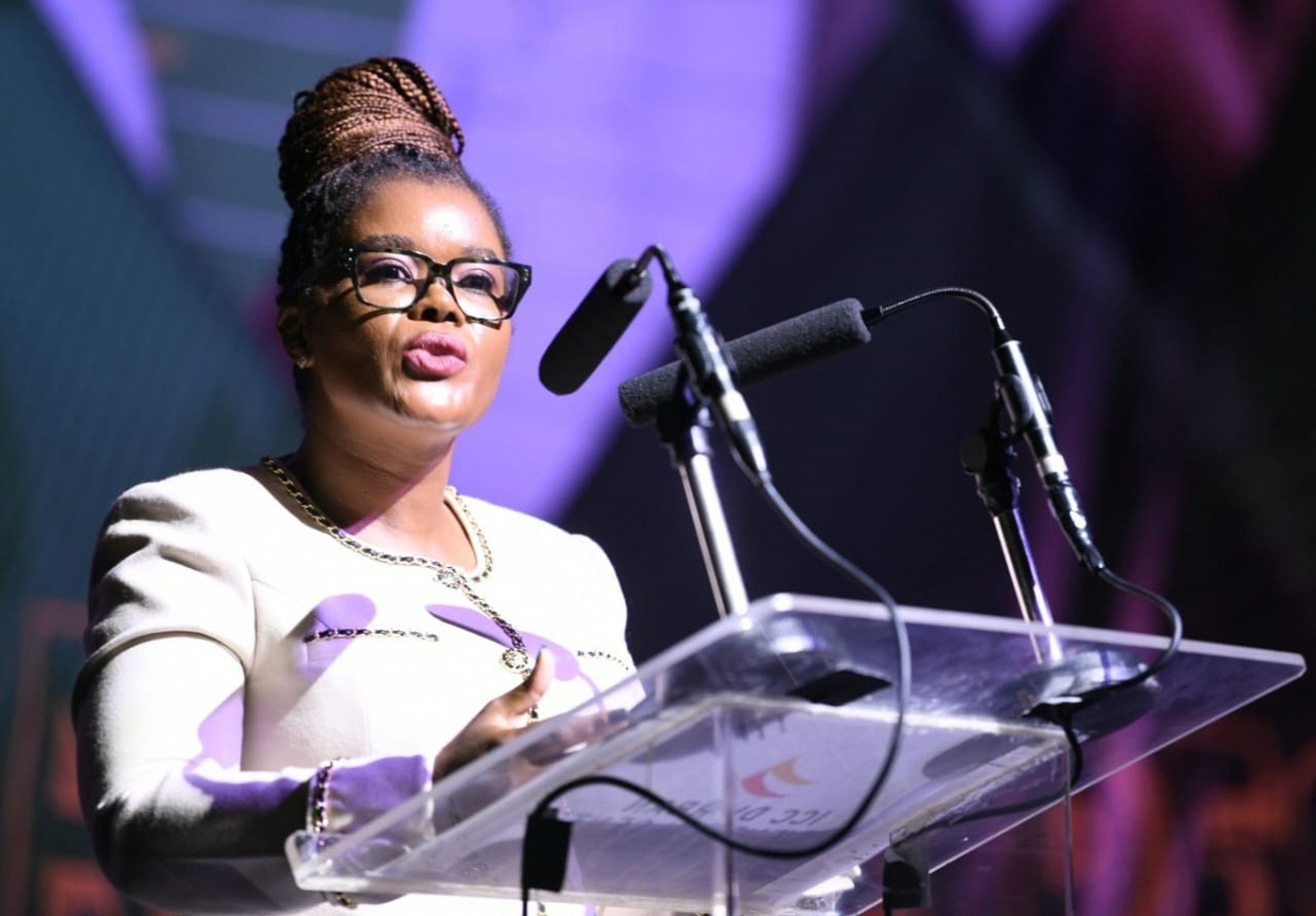 Minister of Higher Education signals her intention to clean up NSFAS