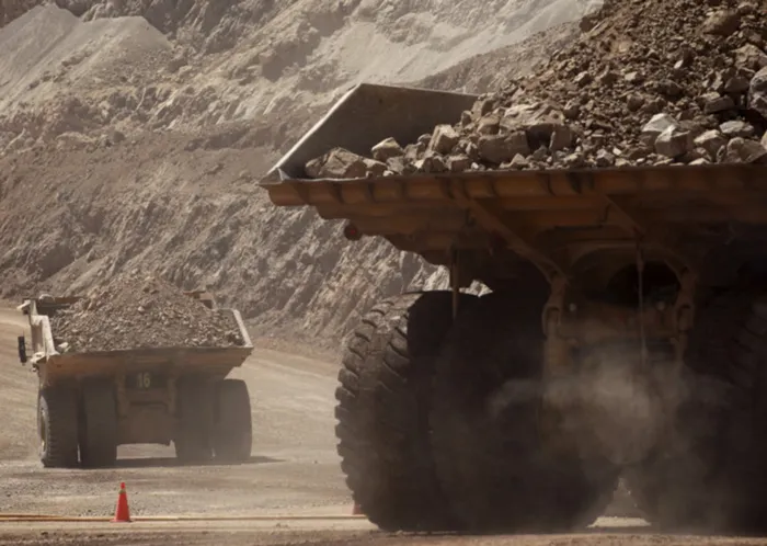 Copper extends second monthly gain