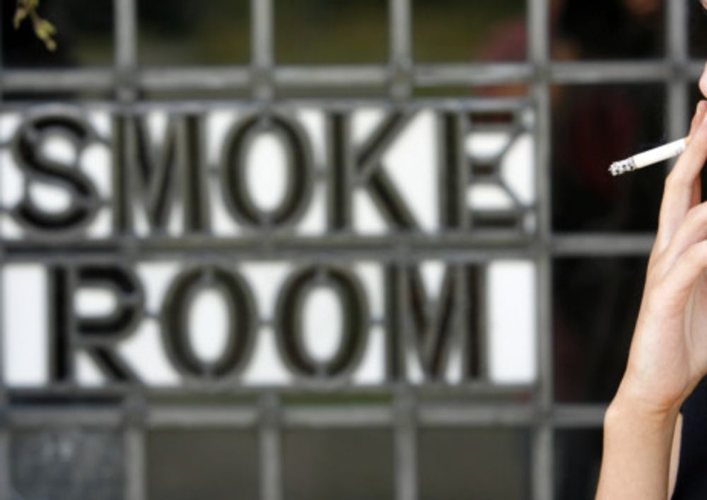 Smoking linked to night sweats - study