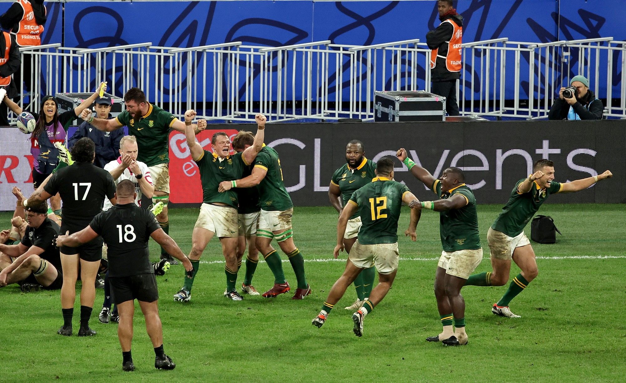 YES!!! The Springboks beat the All Blacks to win another Rugby World ...