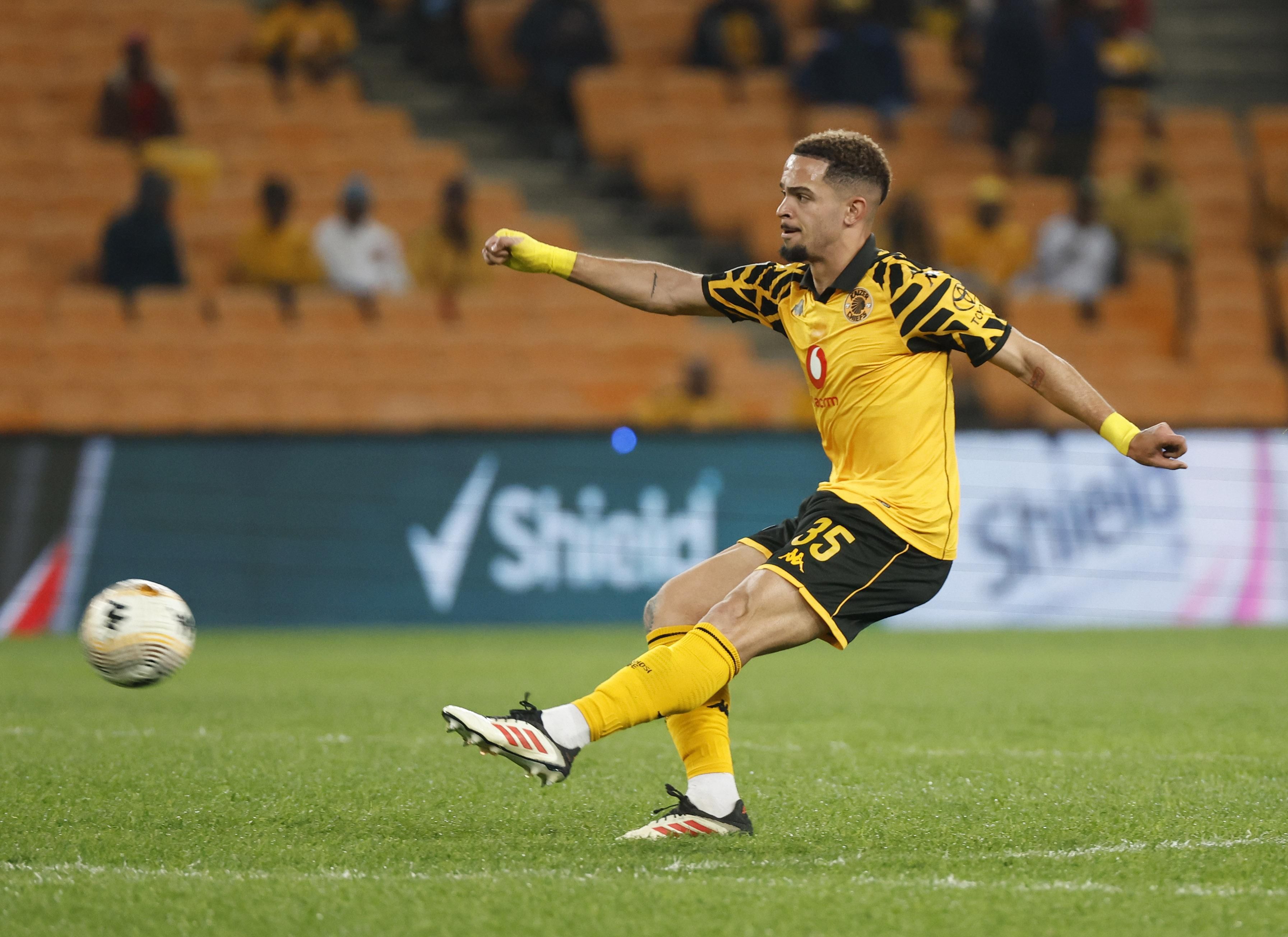 Kaizer Chiefs sweating on Aden McCarthy fitness ahead of Mamelodi ...