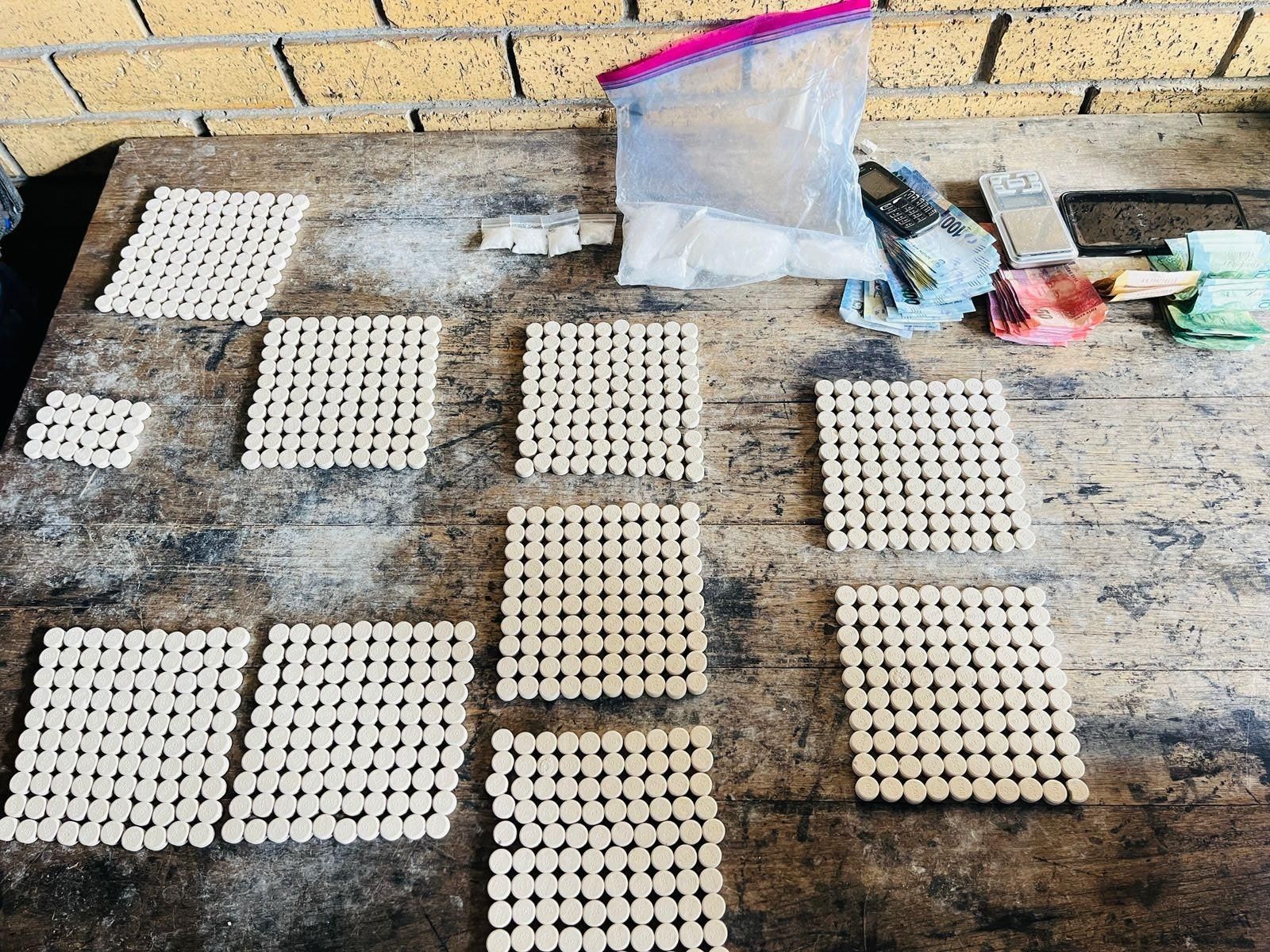 COPS BUST DELFT DRUG MERT