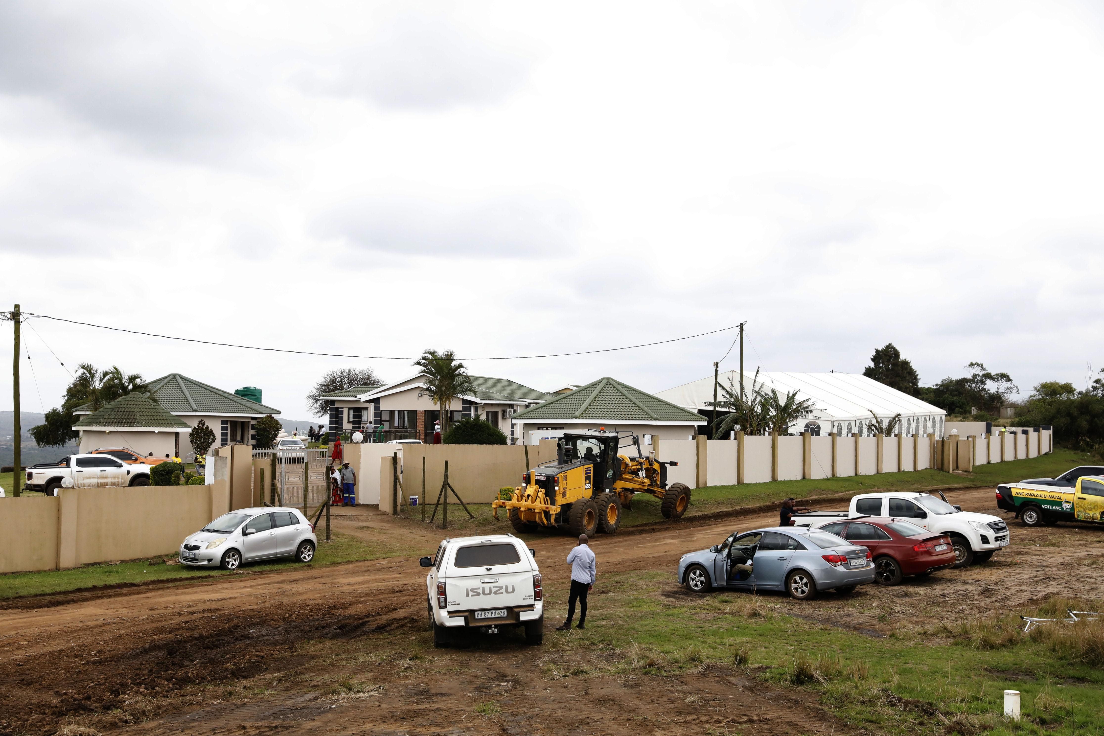 Nathi Mthethwa' s family slams claim that Crime Intelligence funds were ...