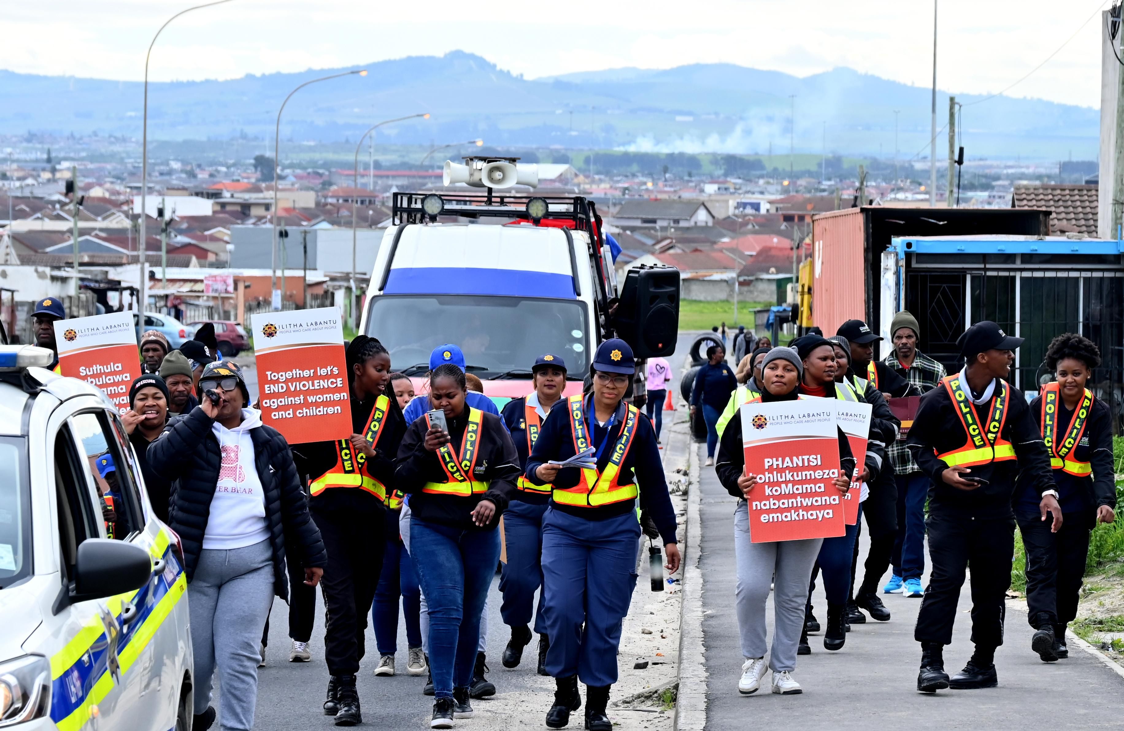Community motorcade in Khayelitsha demands justice for Lolitha Kowa