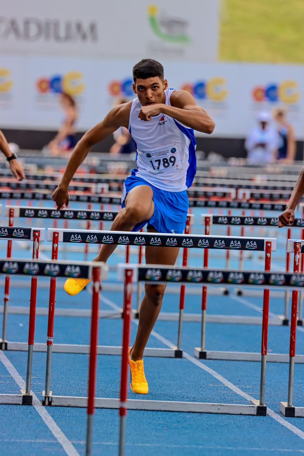 FASTEST IN SA: Ottery athlete sets new SA record in hurdles event