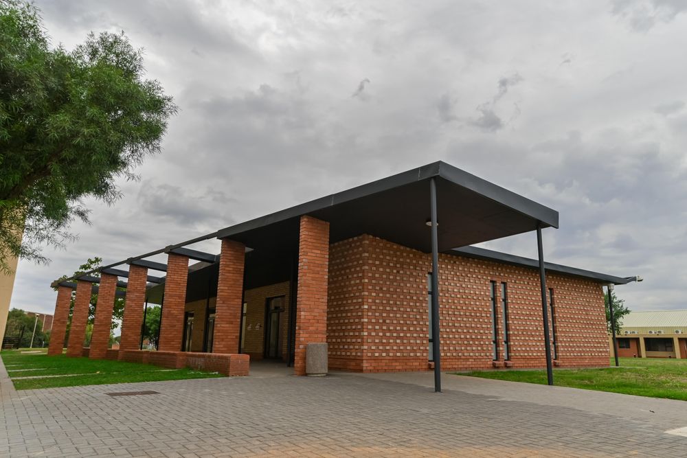 UFS: Multilingualism Going from Strength to Strength