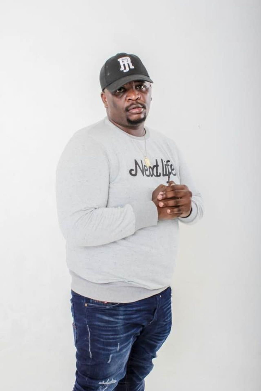 UZakwe uhlabe ikhwelo lokubuyisa idumela leHip-Hop
