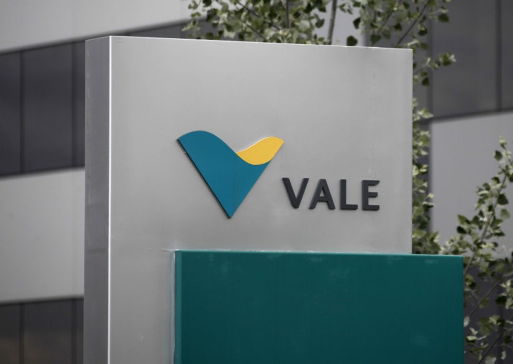 Vale shuns path of equity sales