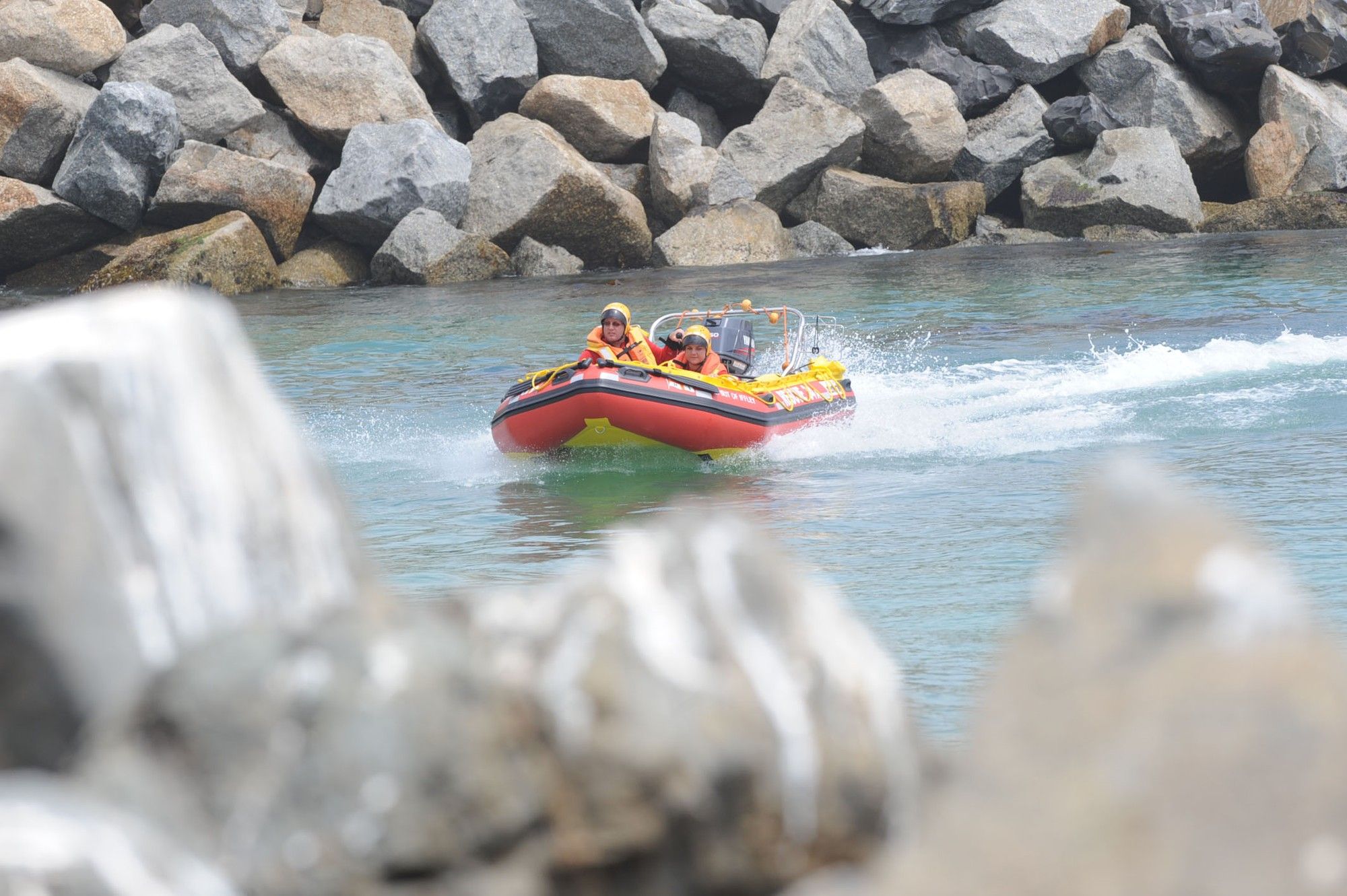 Kowie River tragedy: 22-year-old diver loses life despite NSRI rescue ...