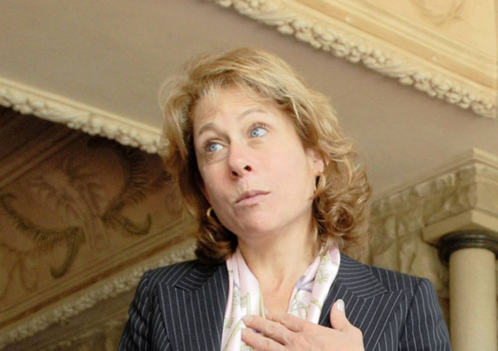 Anglo slammed over board composition
