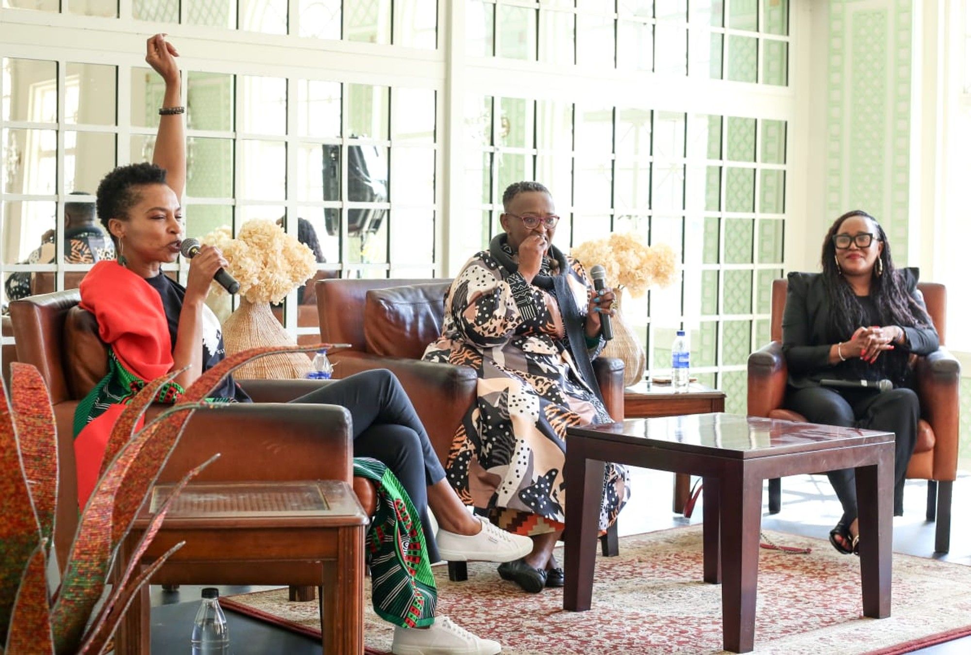 Kwelulekwe abesifazane ngomkhakha wokulingisa