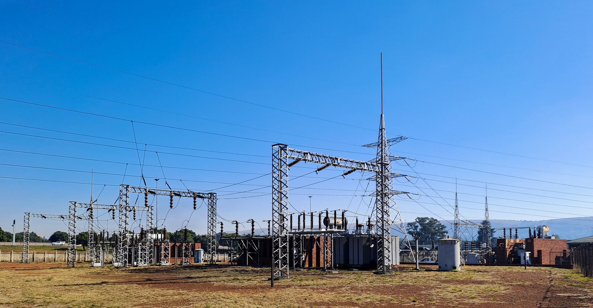 Large parts of Tshwane plunged into darkness after transformer explodes ...