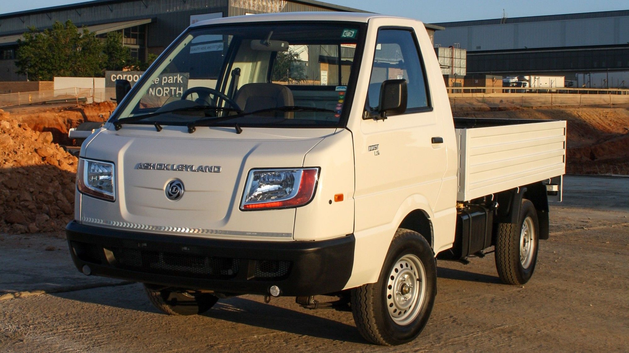 Ashok Leyland launches 1.25-tonne budget bakkie in SA with 500,000km warranty