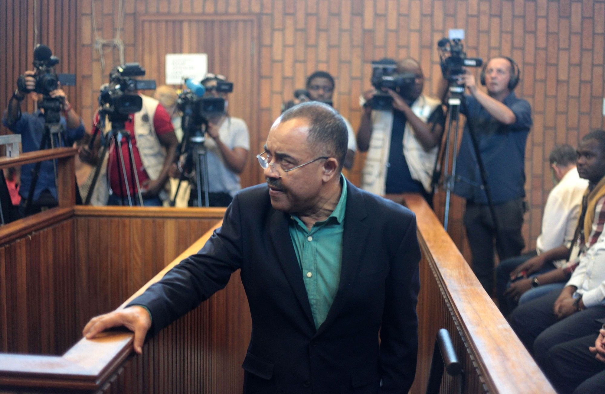 Former Mozambican finance minister Manuel Chang handed over to American ...